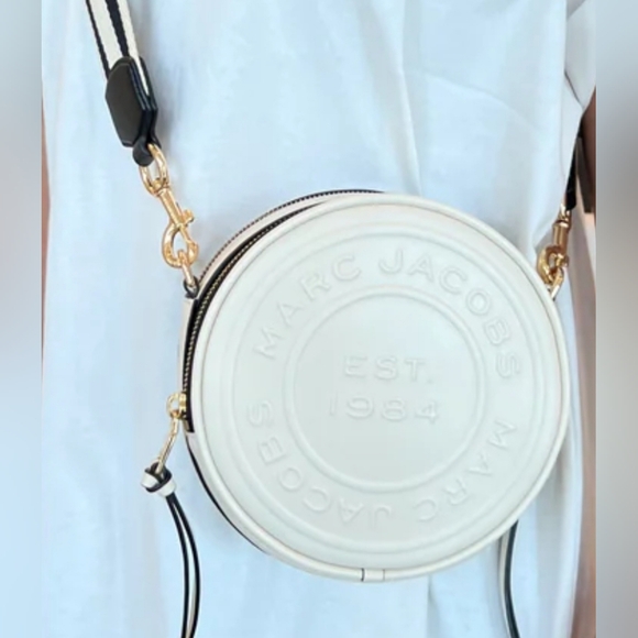 Marc Jacobs | Bags | Marc Jacobs Signet Circle Crossbody Bag | Poshmark